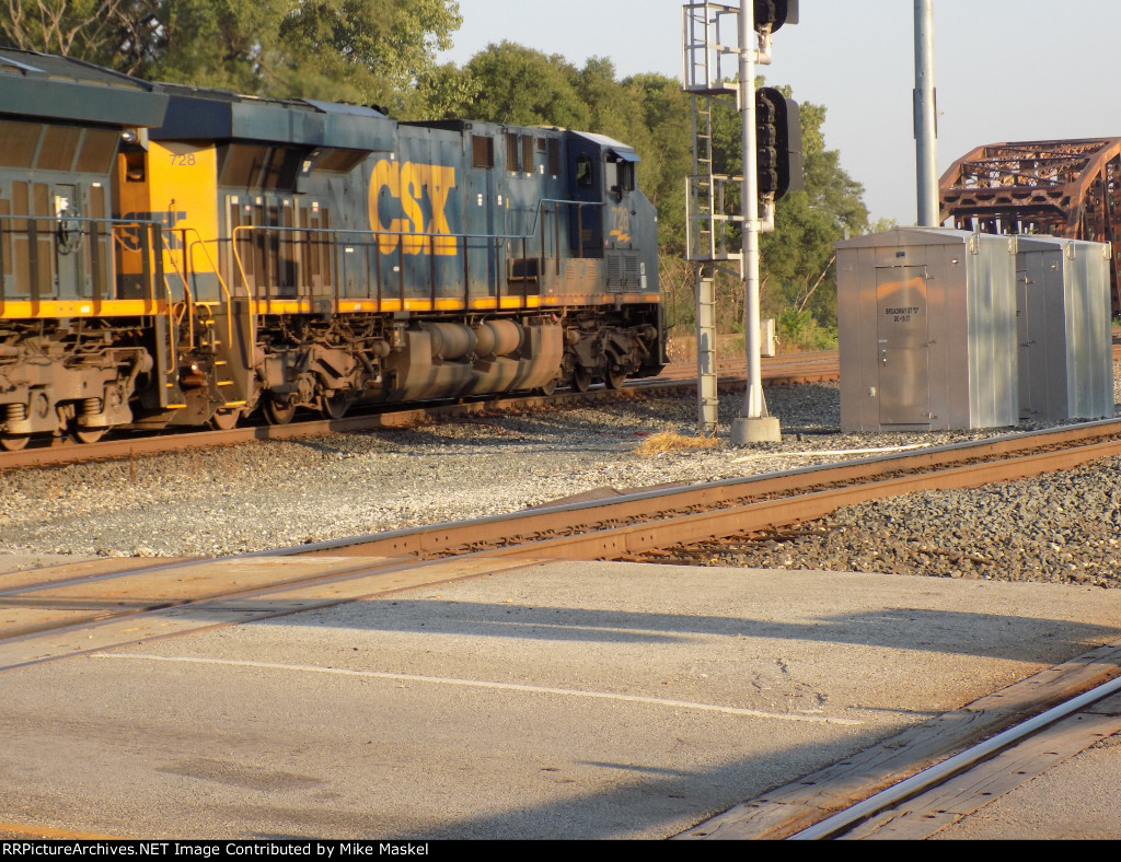 CSX 728